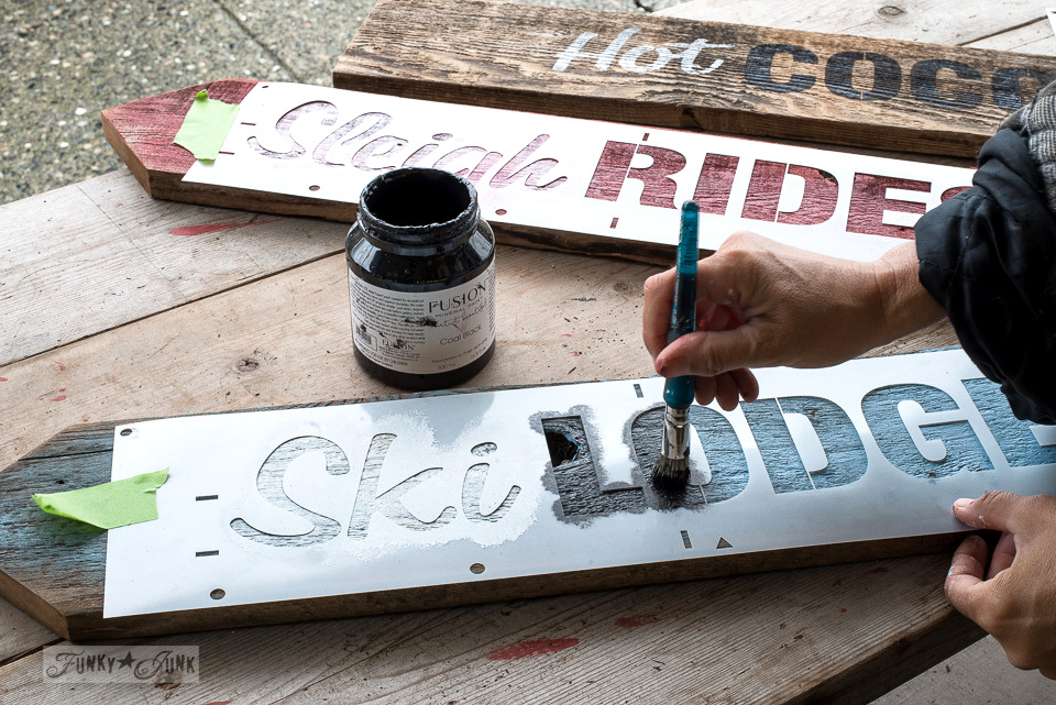 Christmas directional signs Funky Junk's Old Sign Stencils-008 - Funky ...