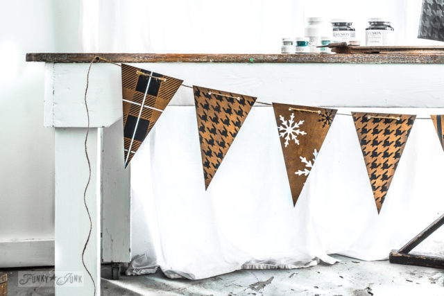Reclaimed wood Valentine's Day banner - Funky Junk InteriorsFunky Junk ...