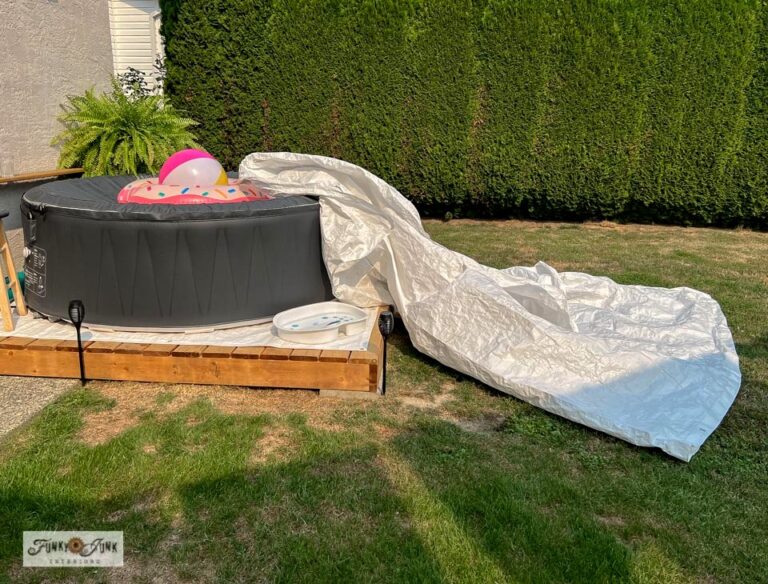 Plug and play hot tubs - helpful setup tips with must-get accessories ...