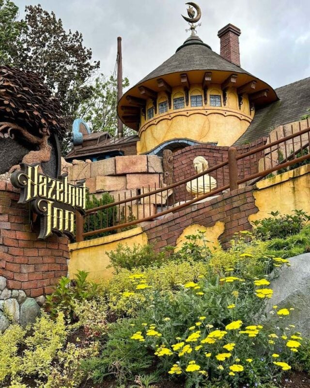 An Unforgettable Castle Getaway At Hazelnut Inn: More Than Just A Hotel ...